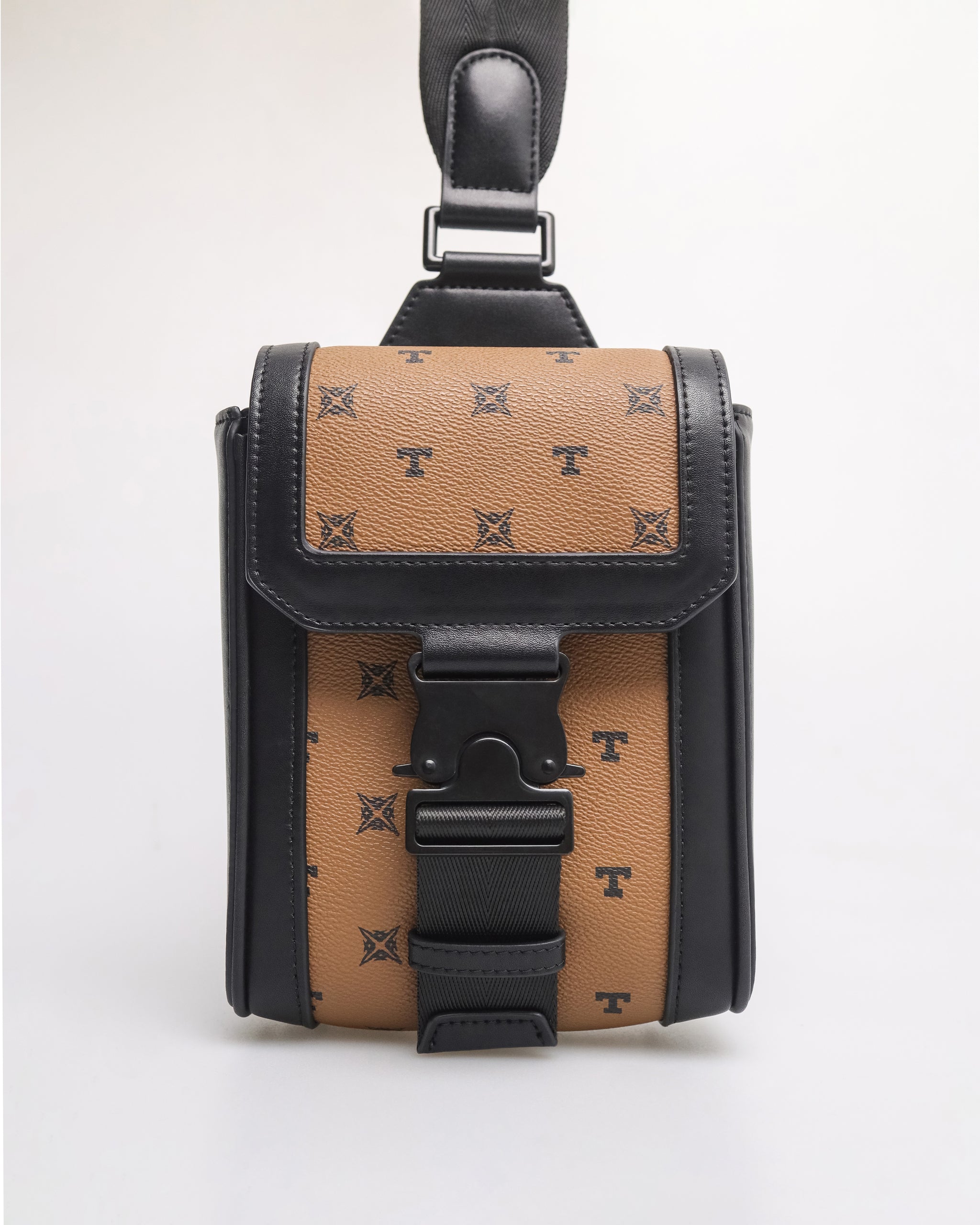 Tomaz NT-TZ444 Monogram Men's Bridle Bag