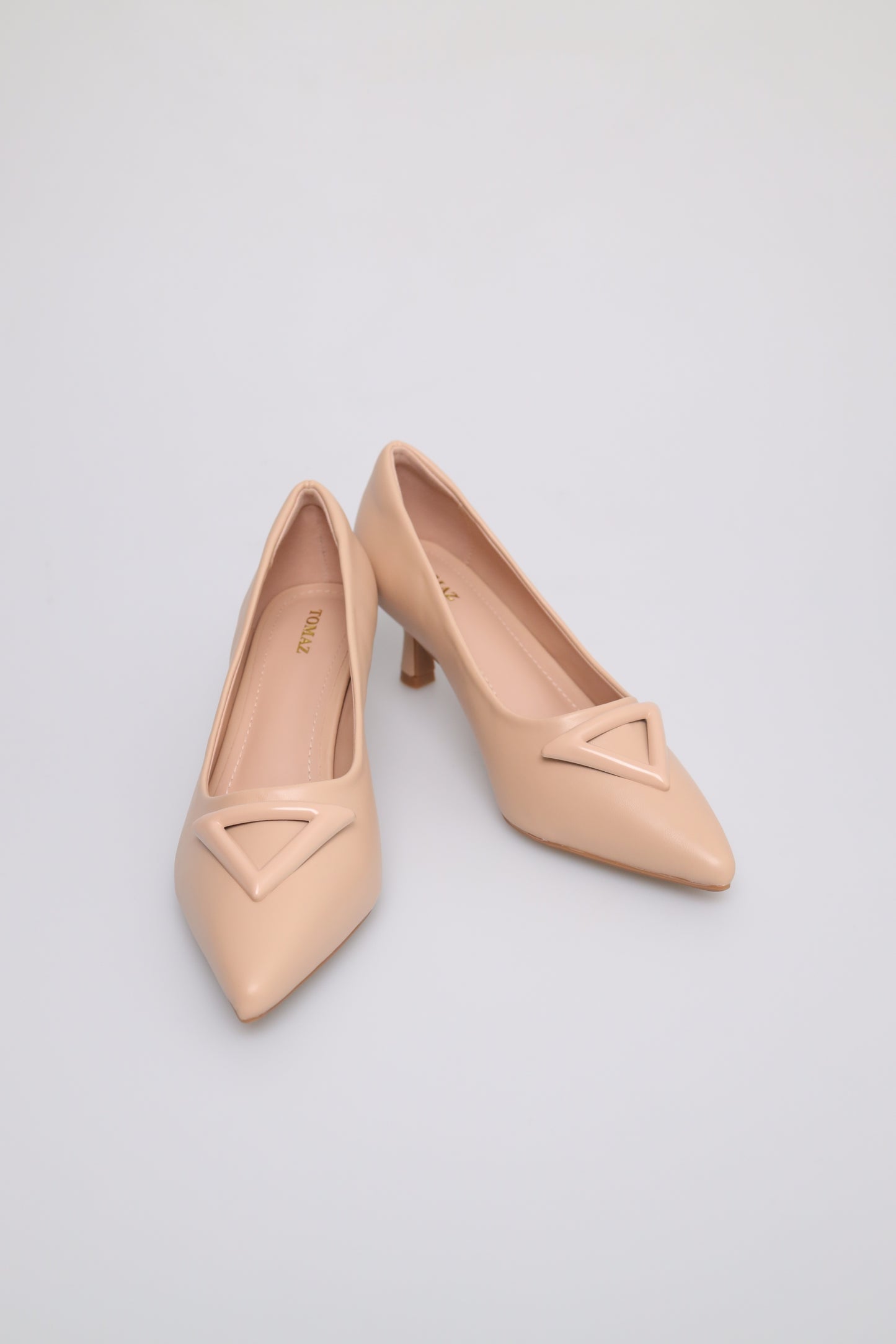 Tomaz FL052 Ladies Triangle Gem Kitten Heels (Beige) – TOMAZ