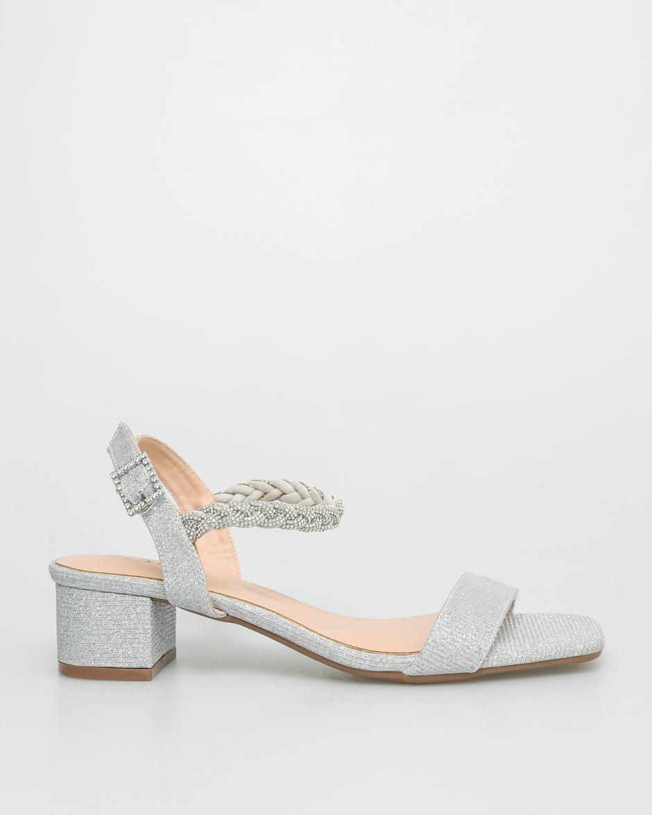 Low Heels – TOMAZ