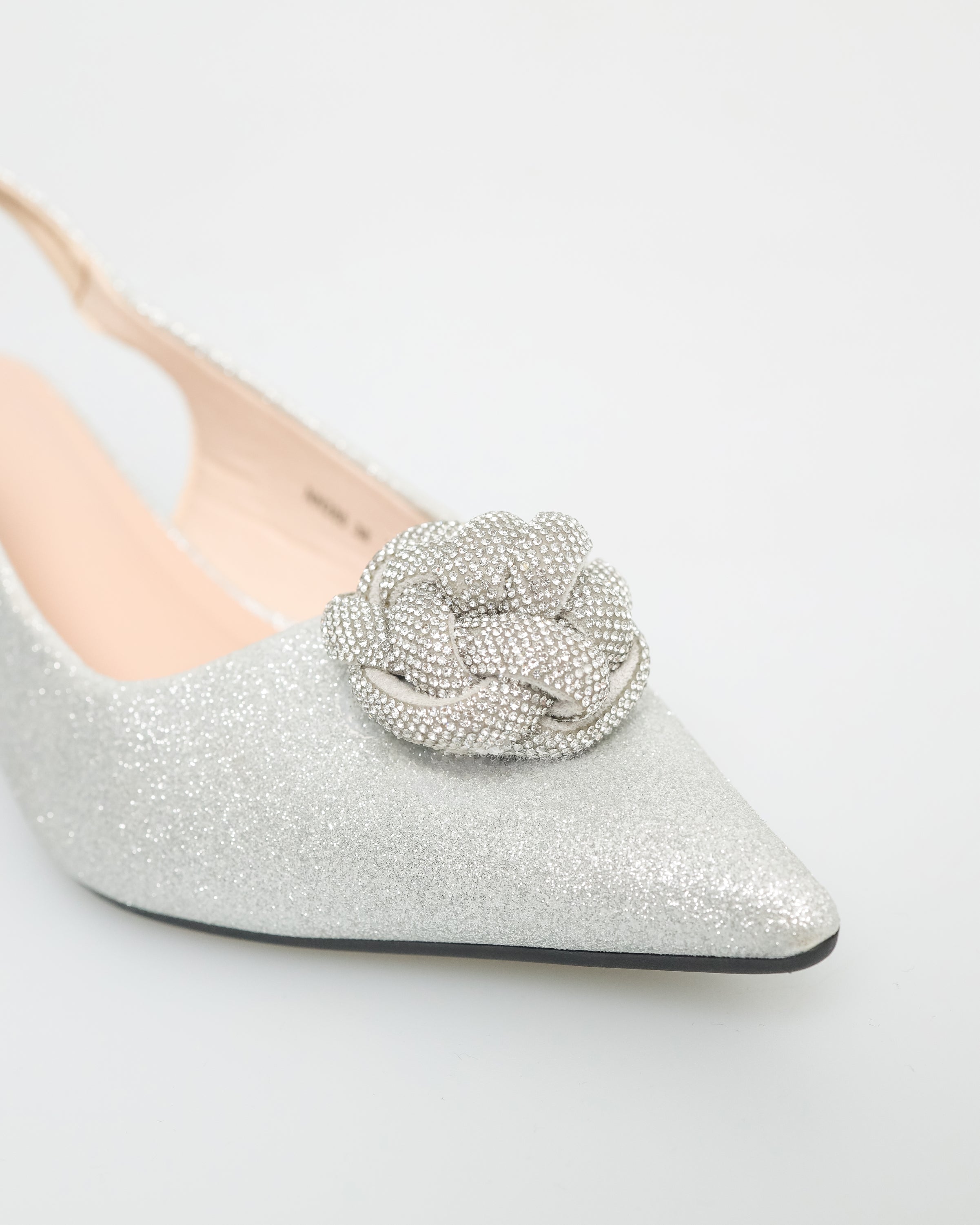 Low Heels – TOMAZ