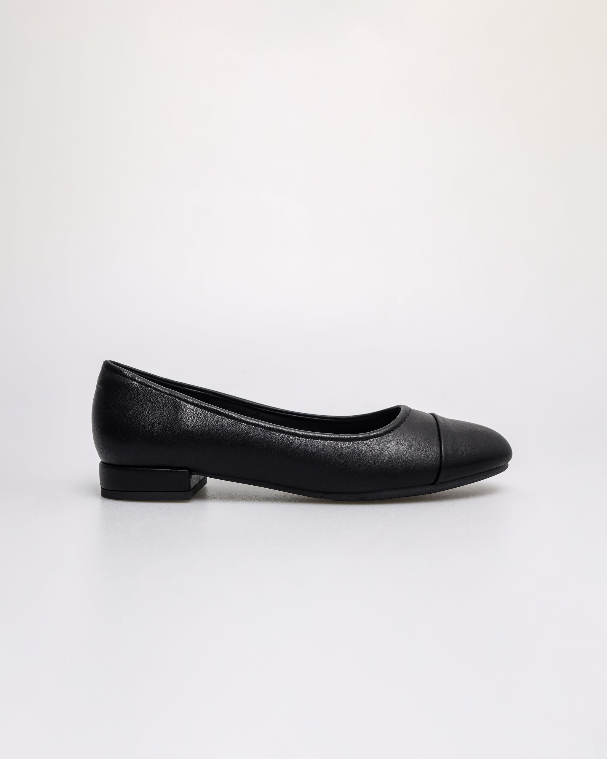 Tomaz YX238 Ladies Captoe Flats