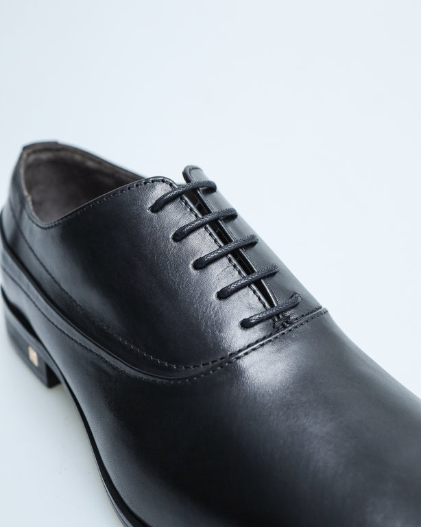 TOMAZ | Men's and Ladies Shoes, Watches, Bags, Furniture and more.